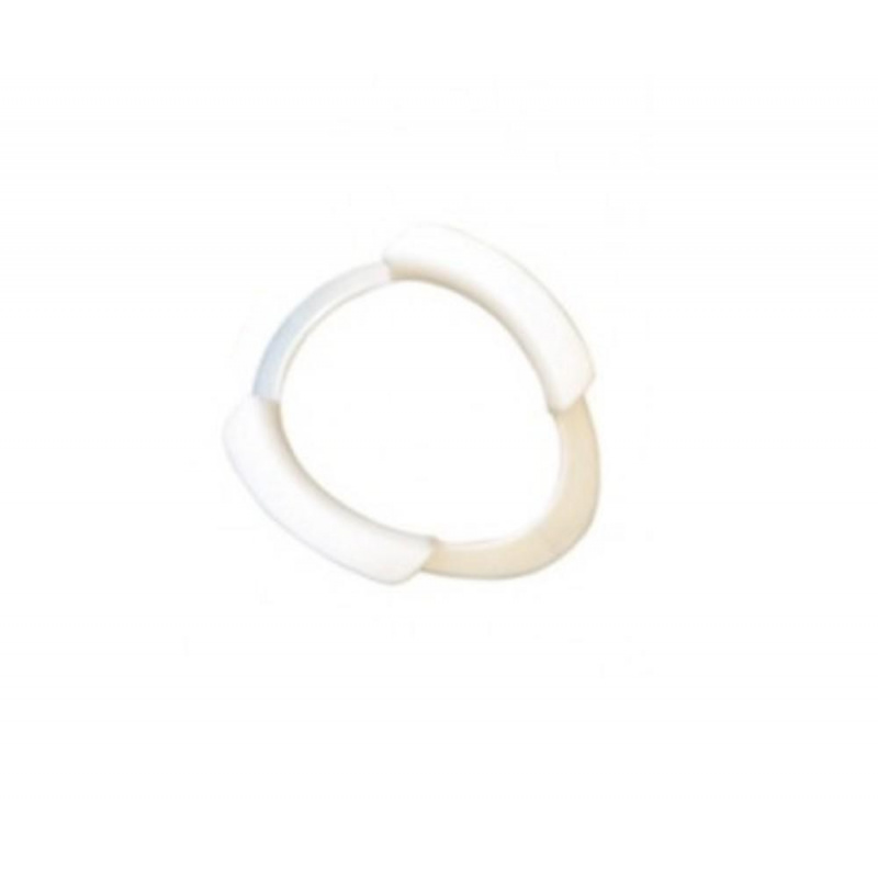 Lip-cheek retractor for children